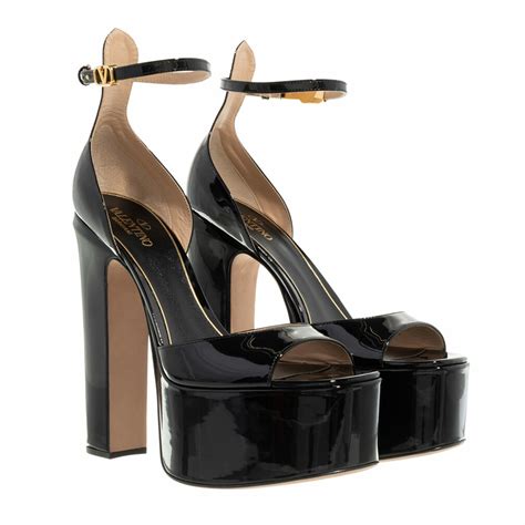 Valentino Garavani Accessories, Handbags & Shoes | fashionette