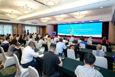“免申即享”“全额资助” 厦门近五万名困难群众获赠“惠厦保”爱心保障医保活动工作