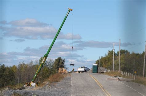 Bridge Issue Shuts Down Westbound Highway 401 At Cornwall Cornwall