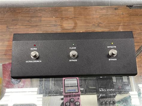 Peavey 3 Button Midi Footswitch Reverb