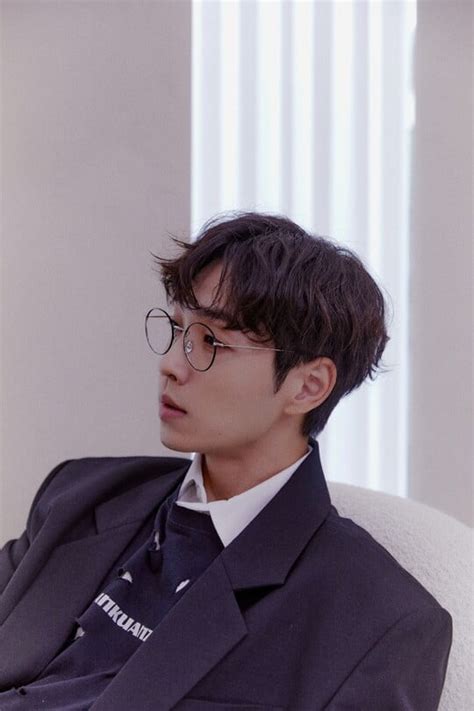 이석훈 월간 더 스테이지 Mc 발탁진행 실력 기대하는 바 커 텐아시아