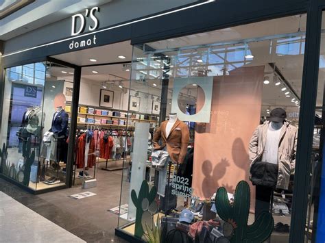 Muhbir YeniHesap on Twitter D S Damat Arapça reklam panolarını
