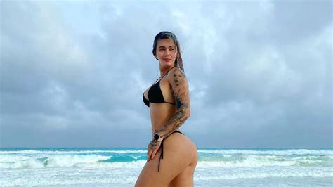 Cintia Cossio Sensual Video