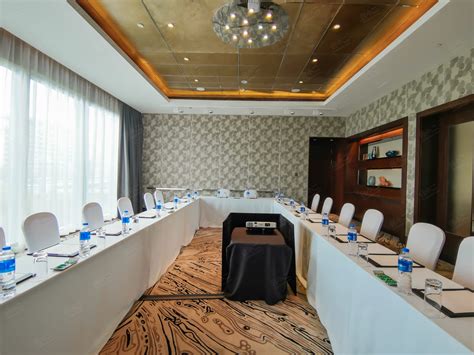 【上海静安香格里拉大酒店】集团会议酒店会场租赁会议室预定 会小二