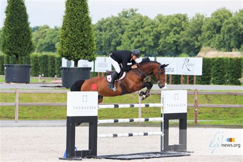 Robert Vos Behaalt Een Achtste Plaats In De Csi 3 130m Proef In Oliva