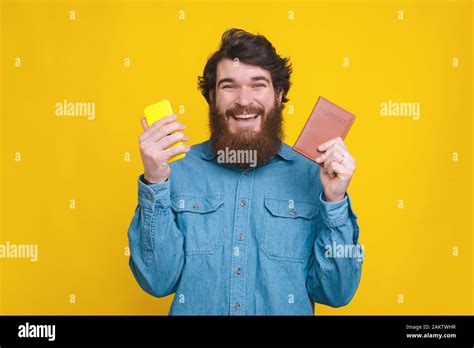 Mann Jung Passfoto Fotos Und Bildmaterial In Hoher Auflösung Alamy