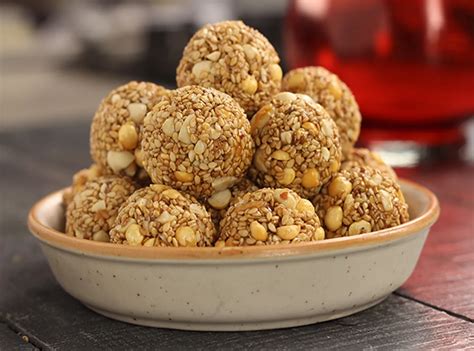 Til Gud Laddoo Sk Khazana