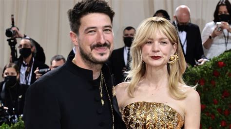 Carey Mulligan Begrüßt Drittes Kind Mit Mann Marcus Mumford