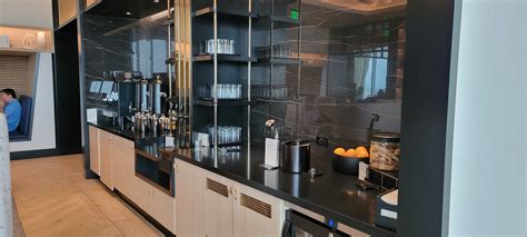 Chase Sapphire Lounge Boston Review