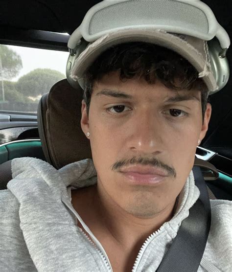 Pin By Olivia On Omar Apollo Omar Omar Love Apollo