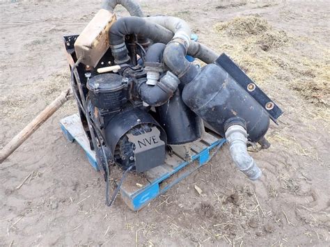 Fruitland Tool And Mfg And National Truck Mount Vacuum Pumps Bigiron Auctions