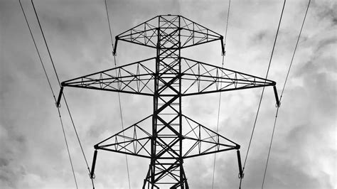 Ac Dc Power Source Evolution And Its Impact On Todays Technology