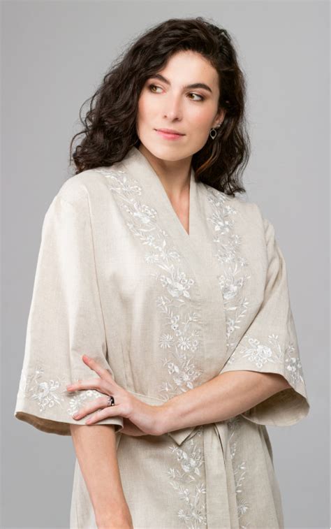 Плаття халат міді бежеве Квітуче поле гілка молочний купити в інтернет магазині Синій Льон