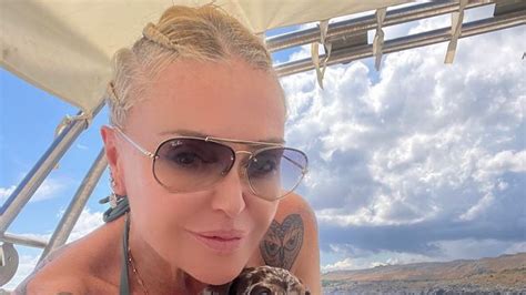 Paola Barale Single Felice Ma Senza Farsi Mancare Il Sesso In Attesa Di Quello Giusto Mi