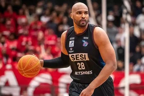 Lucas Mariano Stats Salary Net Worth Age Height Girlfriend Basketball Arroyo