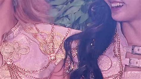 B On Twitter Rt Villainpinks Are You Guys Ready To Party” Lisa 😭😭