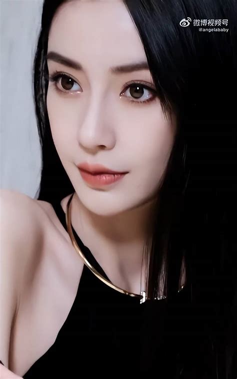杨颖穿黑色长裙露白皙香肩雪肤玉貌美得让人窒息 娱乐八卦 倍可亲