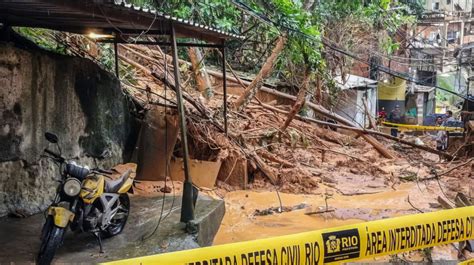 Chuva provoca deslizamentos e Rio permanece em estágio de mobilização