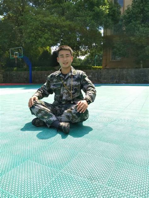 倒计时 最美教官评选活动