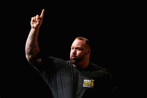 Strongman Thor “the Mountain” Bjornsson Breaks World Deadlifting Record