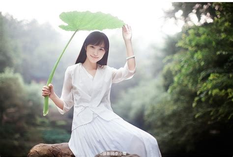 长沙 “荷叶仙女”与小苹果 白衣抚身美无邪第四页 市州精选 湖南在线 华声在线