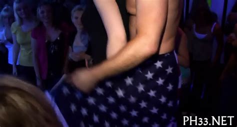 Naughty Exhange Of Pussies Eporner