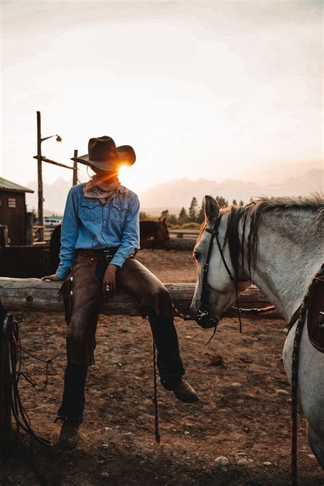 Della Frederickson Photos