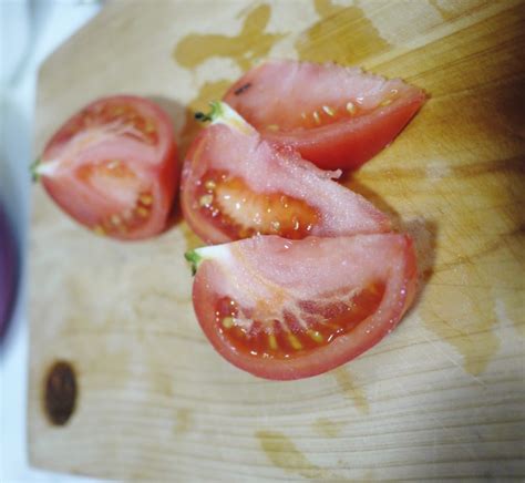 구운 토마토 샐러드 마늘과 찰떡궁합이에요