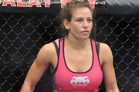 Portrait De Combattante Miesha Tate Globe Mma