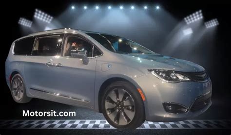 2024 Chrysler Pacifica Hybrid Price Specs And Reviews Motor Cars And Beyond