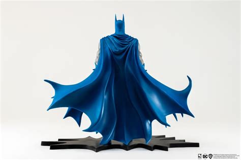 Dc Heroes Batman Classic Version Statue 18 28cm Shopforgeek