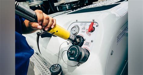 Dont Leave Technicians Out Of Fuel Efficiency Equation Fleetowner