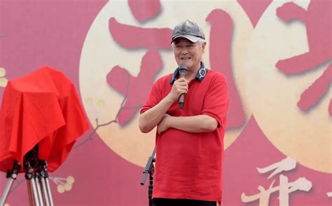 63岁赵本山出席活动，精神状态还可以，女儿直播透漏要出售飞机刘老根