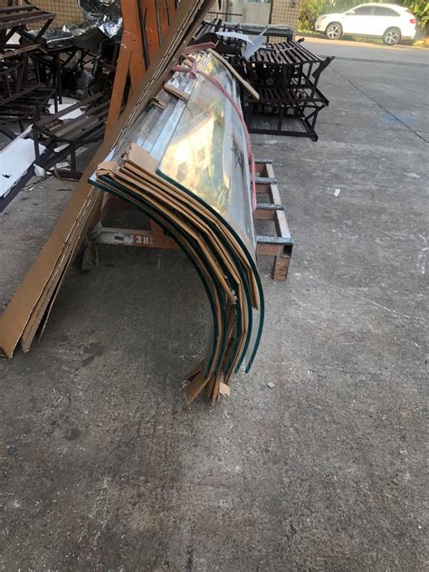 双曲面弧形弯钢玻璃 异形小半径夹胶中空玻璃 深加工热弯弯钢玻璃 阿里巴巴
