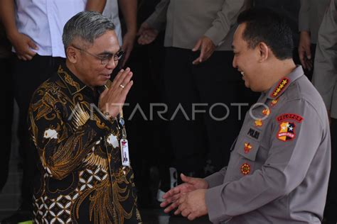 Ketua KPK Bertemu Kapolri ANTARA Foto