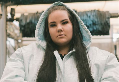 Interview Netta — Gay Ch · Alles Bleibt Anders