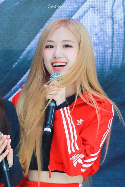 Pin By Hyunjin On In Blackpink Rose Blackpink Fashion Hot Sex Picture