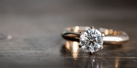 Man Sells Satans Engagement Ring On Craigslist — In Reference To His