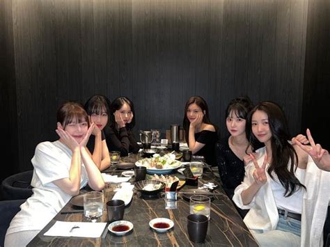 여자친구 전 멤버 6인 모두 만났다여전히 함께 나눌 웃음 많아 N샷 아이돌24시 네이트 연예