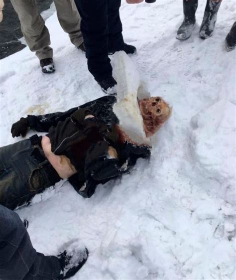 【閲覧注意】－30℃の湖で死亡した人間これは凄い（画像あり） ポッカキットポッカキット