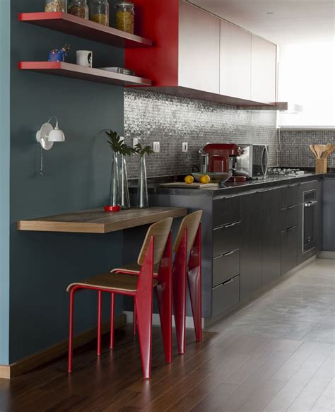 Une déco en rouge et bois dans la cuisine My Blog Deco