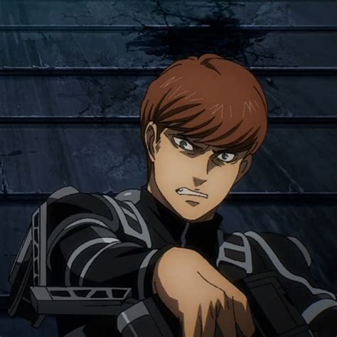 Pin By Adeem On Floch ️ ️ Attack On Titan Funny Attack On Titan