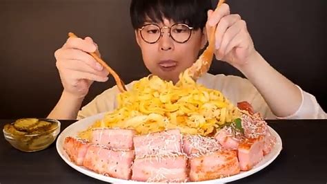 Asmr ベーコンたっぷりカルボナーラ Carbonara With Lots Of Bacon Eating Sounds 咀嚼音