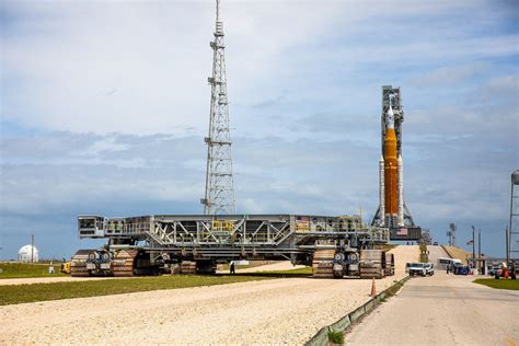 探月工程总师：中国人10年内登月 2028年左右建成月球科研站基本型 星岛日报
