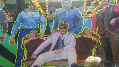 Darshan Fans Celebrate Chakravarthy Movie Release Photos Images