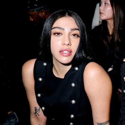 Lourdes Leons Striking Fashion Moment In A Glossy Mustard Dress
