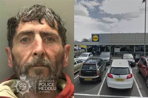 Two Men Caught Having Sex In Lidl Car Park Bushes Manchester Evening News