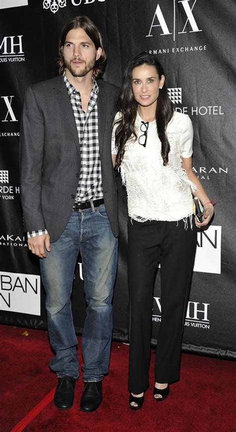 Ashton Kutcher Demi Moore Kiss