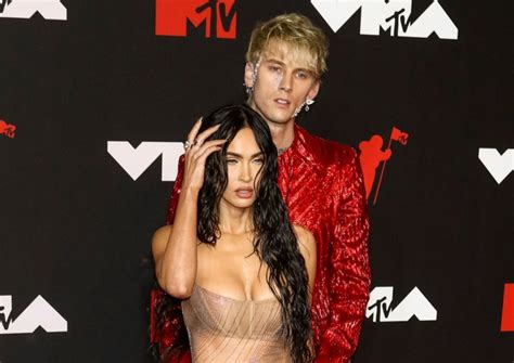 Megan Fox Went Naked To VMAs For Machine Gun Kelly