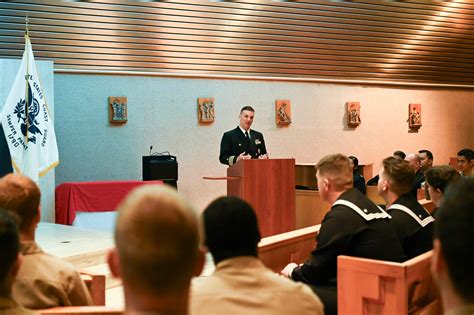 Iwtc Corry Station Graduates Its First Cnoqc Students Naval Education